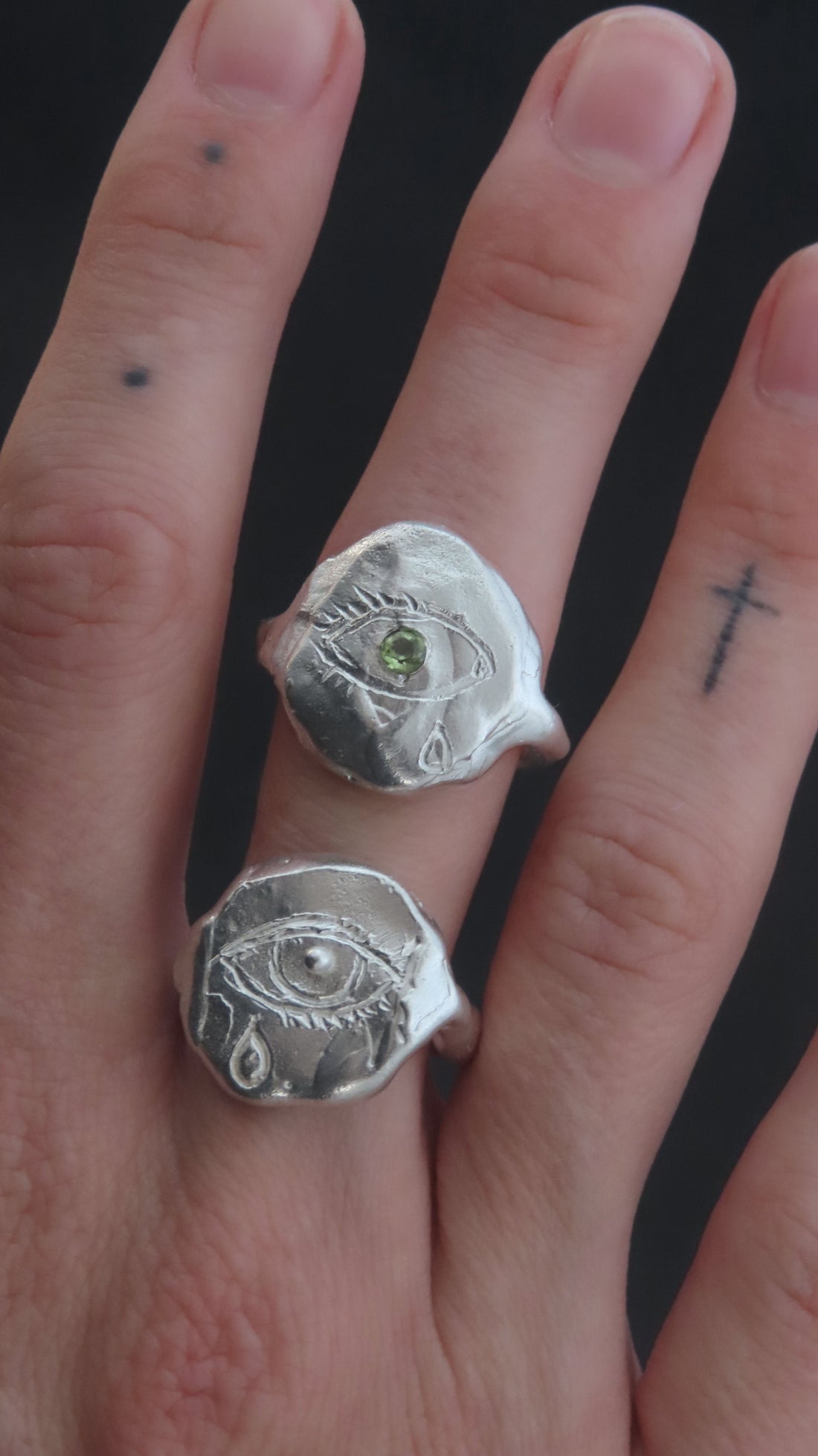 Peridot Lacrimosa Ring – Monastery